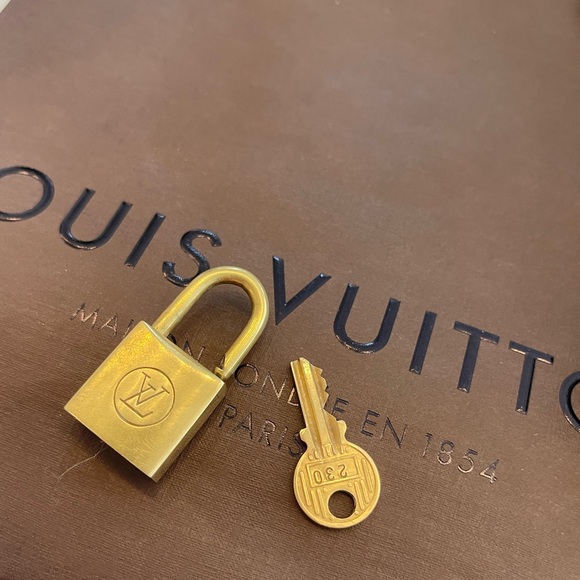 Louis Vuitton | Bags | Authentic Louis Vuitton Padlock And Key Old ...